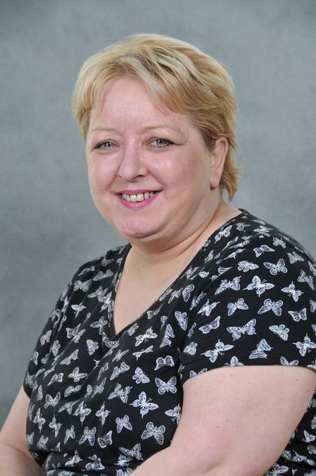 Bewsey Lodge Primary School - Miss N Muia